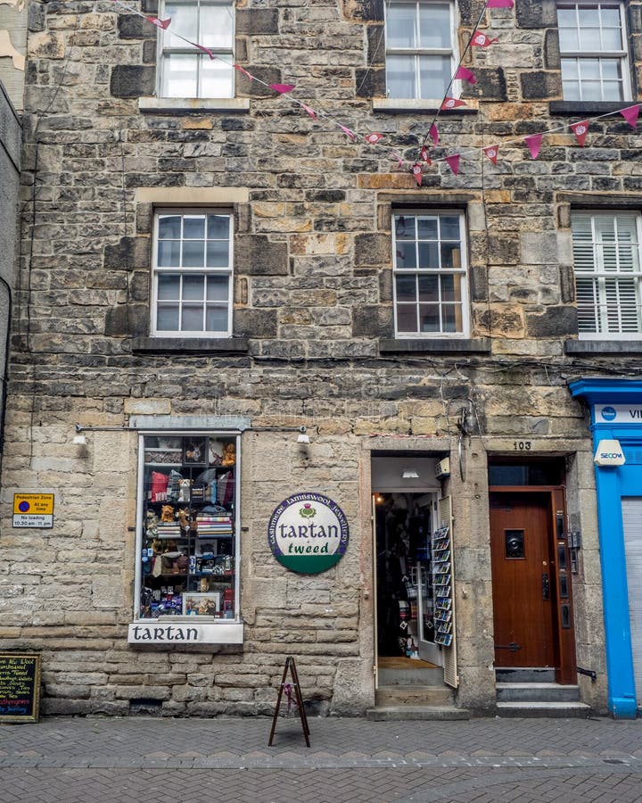 Rose Street in Edinburgh redactionele stock foto. Image of firth - 57528133