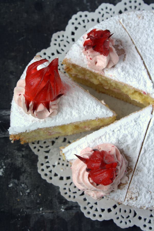 Rosella oder Roselle Cake stockfoto. Bild von gebäck - 61433172
