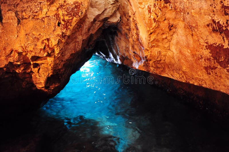 Rosh HaNikra Grottoes in Israel Stock Photo - Image of middle, lessons ...