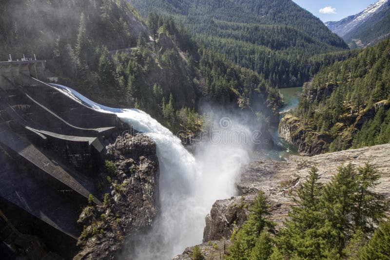 Ross Dam stock image. Image of glacial, nature, pacific - 96333177