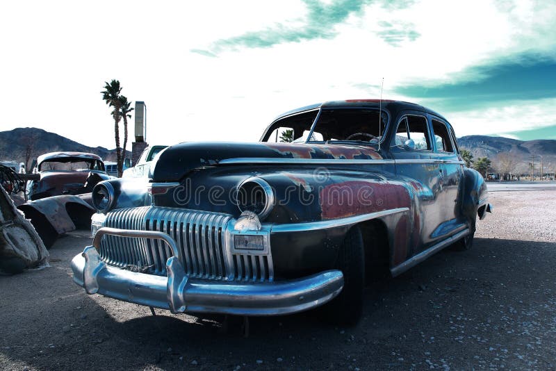 Rostiges Altes Auto, Kalifornien Redaktionelles Stockfotografie - Bild ...