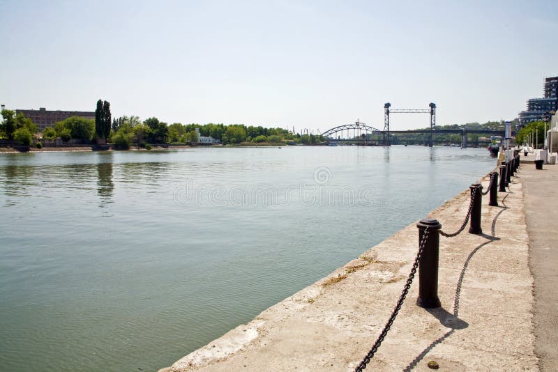 Rostov-on-Donstadt Und Fluss Don Stockfoto - Bild von fluss, donstadt ...