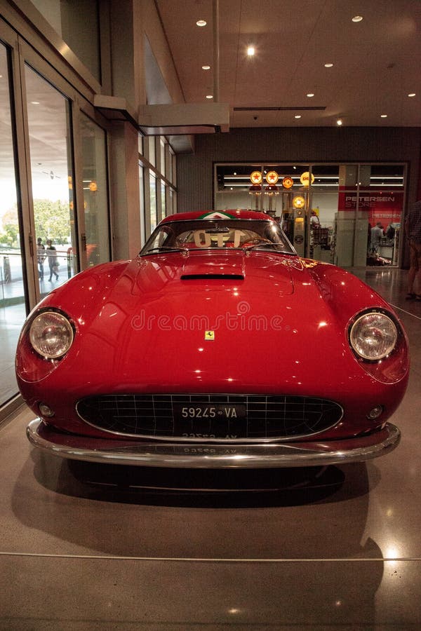 Rot Ferrari 1958 250 TR Spyder Redaktionelles Stockfotografie - Bild ...