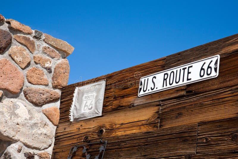 Rota 66 imagem de stock. Imagem de seis, retrocessos - 23269109