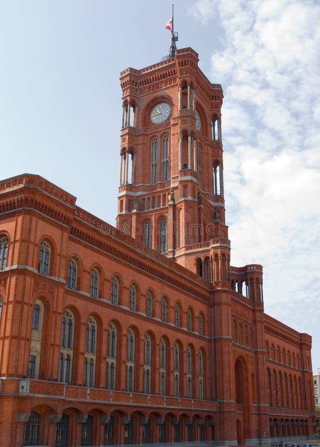 Rote Rathaus (Deutscher: Rotes Rathaus) - Berlin Stockbild - Bild von ...