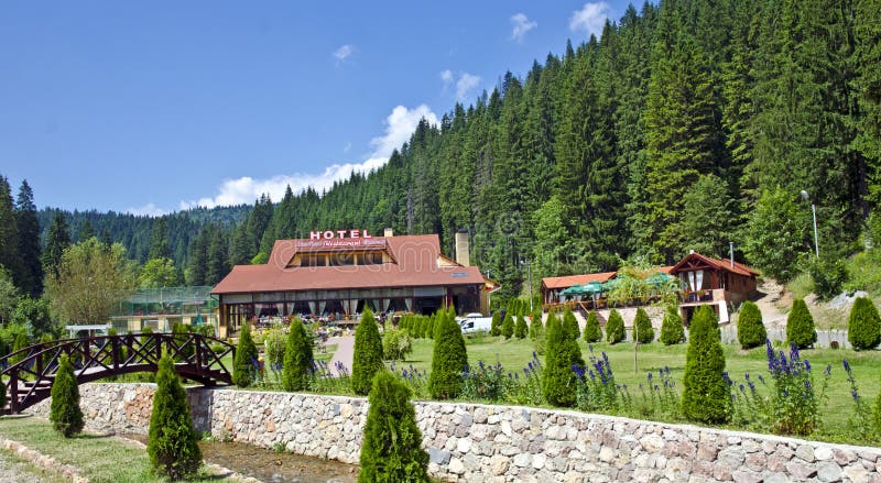 Roter See Lacu Rosu in Bicaz-Schlucht Cheile Bicazului, Neamt ...
