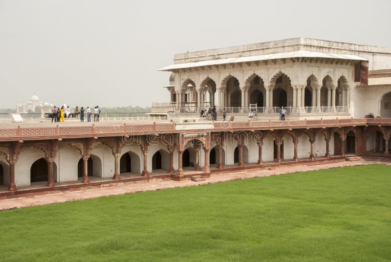 Das Rote Fort in Agra, Indien Redaktionelles Stockbild - Bild von ...