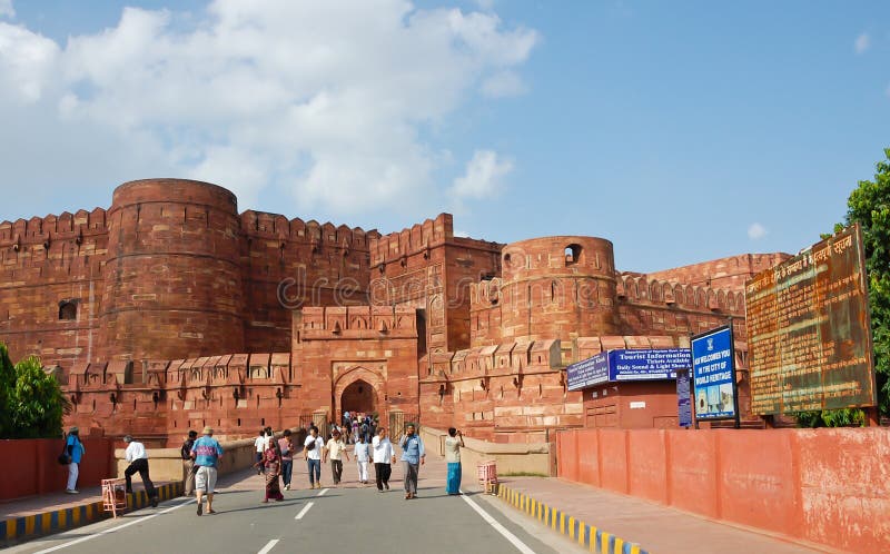 Rotes Fort Von Agra, Indien Redaktionelles Stockfoto - Bild von palast ...