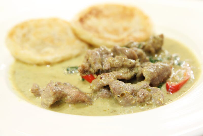Roti with beef green curry stock image. Image of curry - 136991563