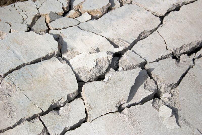 Roto imagen de archivo. Imagen de concreto, roto, rotura - 513565