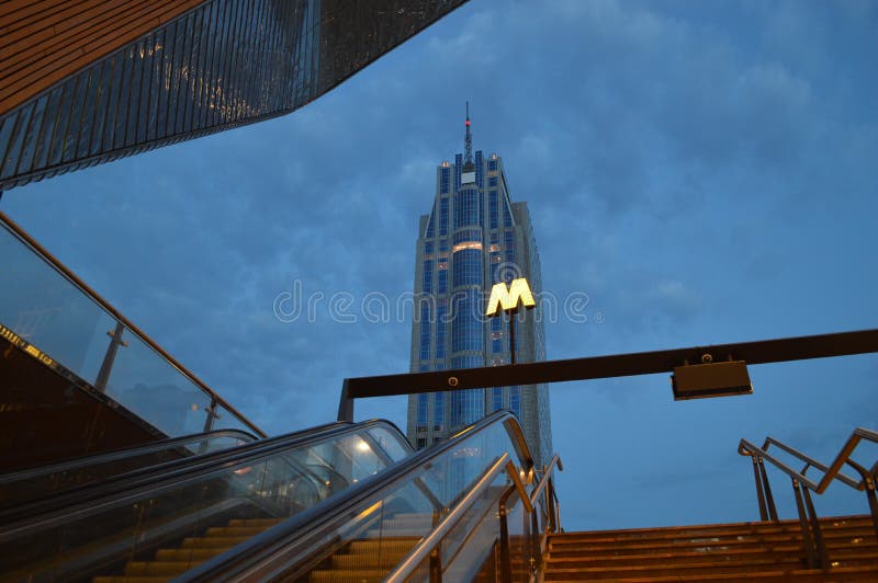 Rotterdam central station editorial stock image. Image of rotterrdam ...