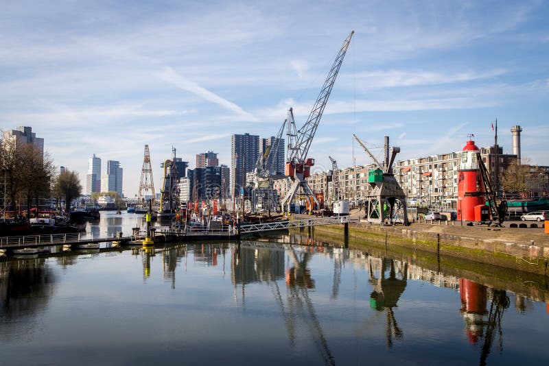 Rotterdam-Hafen-Museum redaktionelles stockbild. Bild von landschaft ...