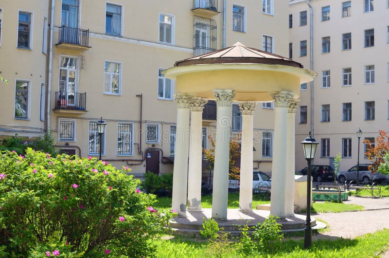The Rotunda Stands in the Yard. Stock Image - Image of pillar, shadow ...