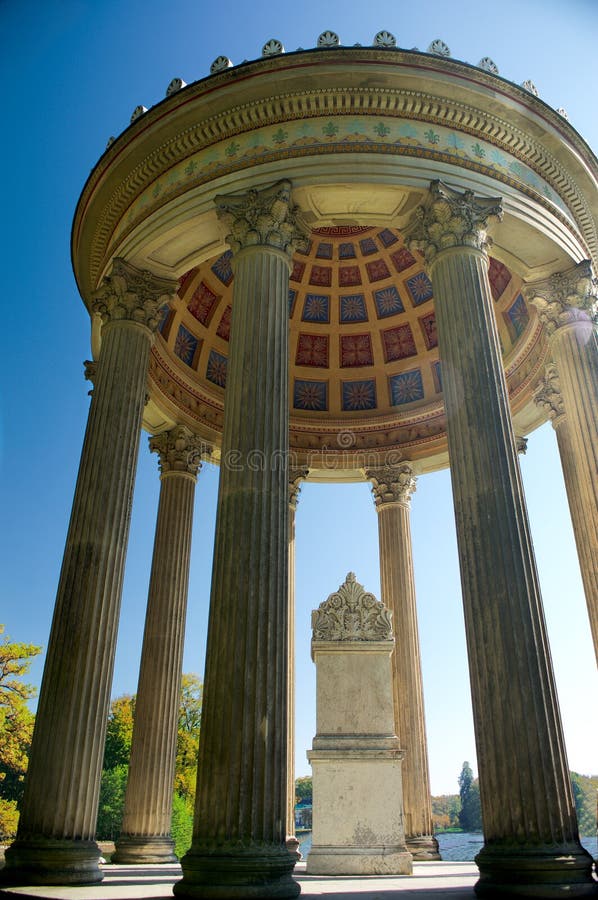 Rotundra Picture. Image: 19396758