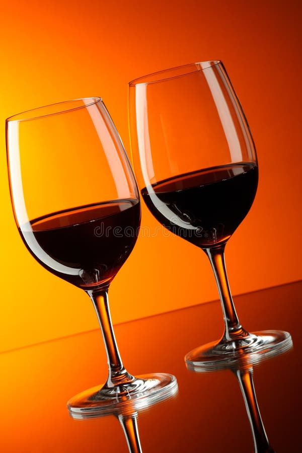 Rotwein stockfoto. Bild von rotwein - 12207166