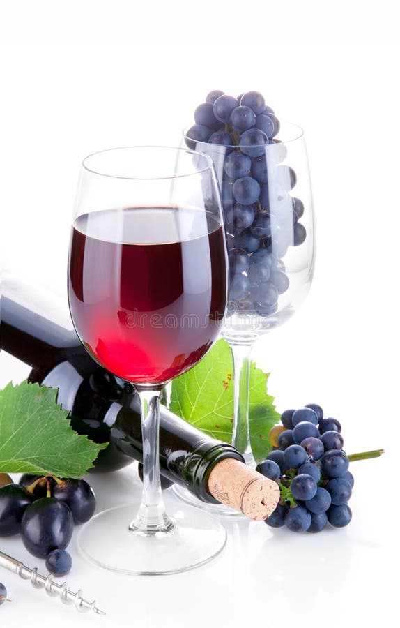 Rotwein Im Glas Mit Trauben Stockfoto - Bild von betrieb, musterstück ...