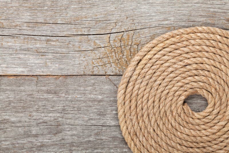 Rouleau de corde de bateau photo stock. Image of chaîne - 36886818