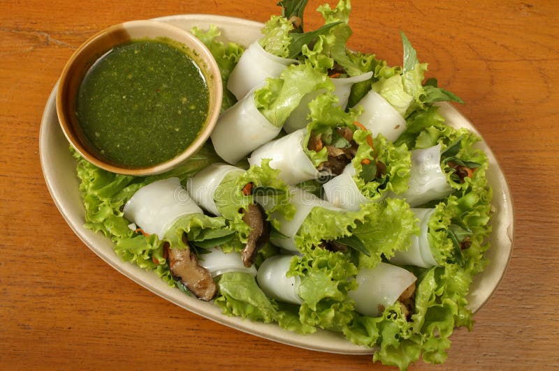 Roulis de source photo stock. Image du herbe, frais, chinois - 4014158