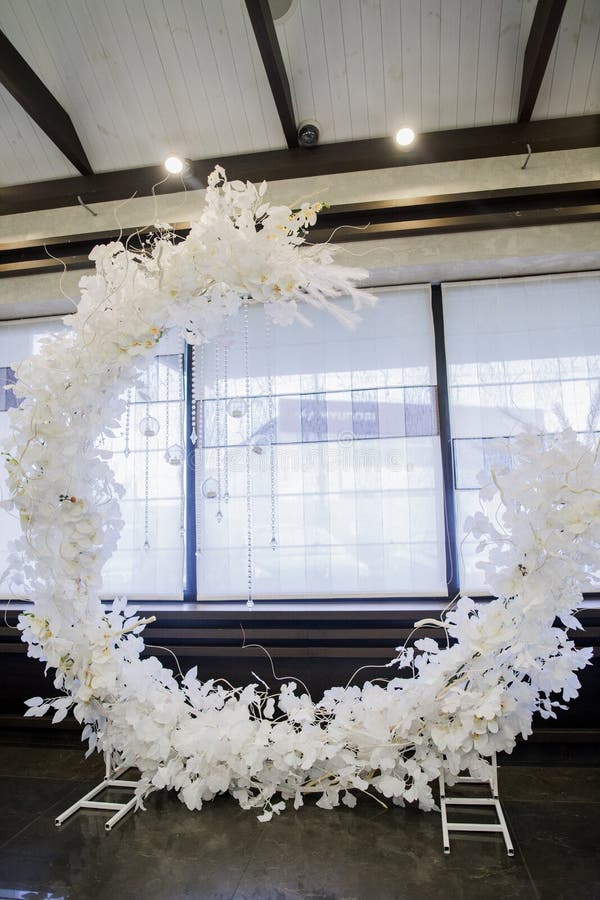 Round Arch for a Wedding Ceremony Indoors Stock Photo - Image of arch ...