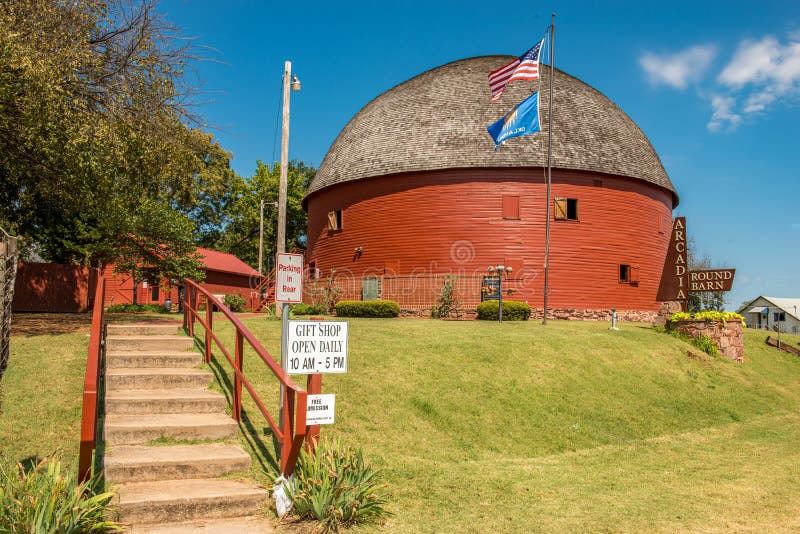 Round Barn editorial stock photo. Image of places, cook - 58234933