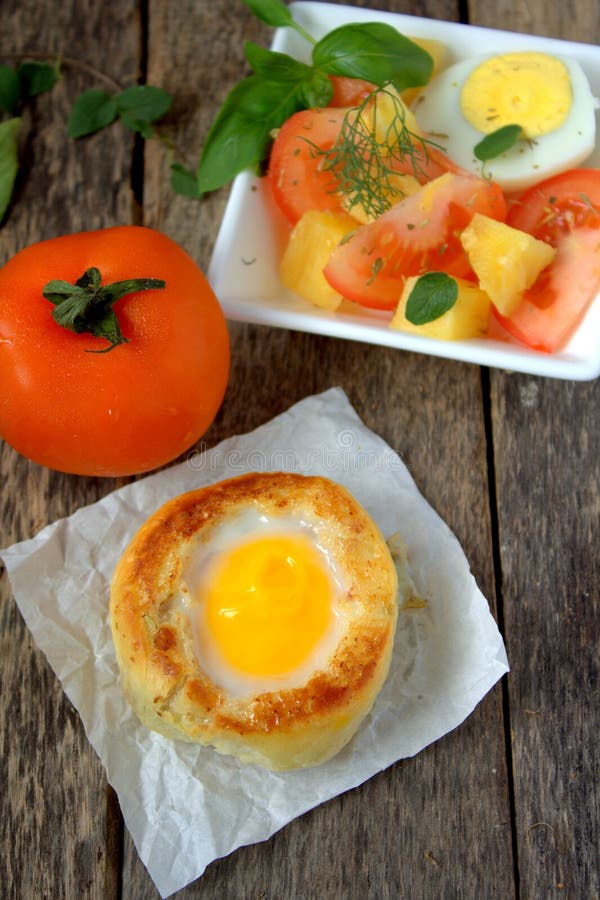 Round Bread Bun with Egg Inside Bun Stock Image - Image of cuisine ...