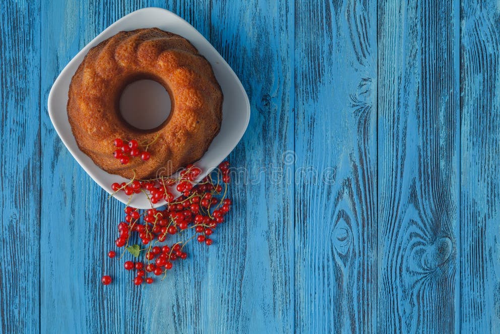 Round cake on table stock image. Image of calorie, berries - 74567341