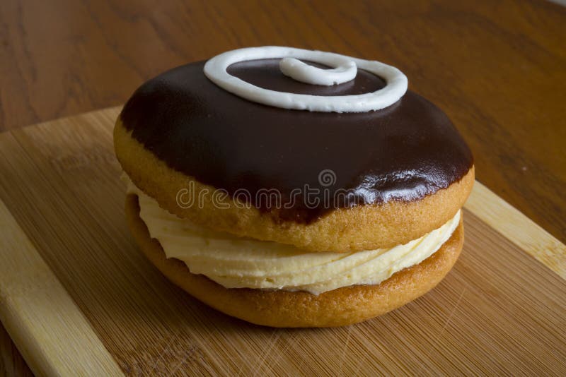 Round Eclair Decorated with Almond Stock Photo - Image of confectionery ...