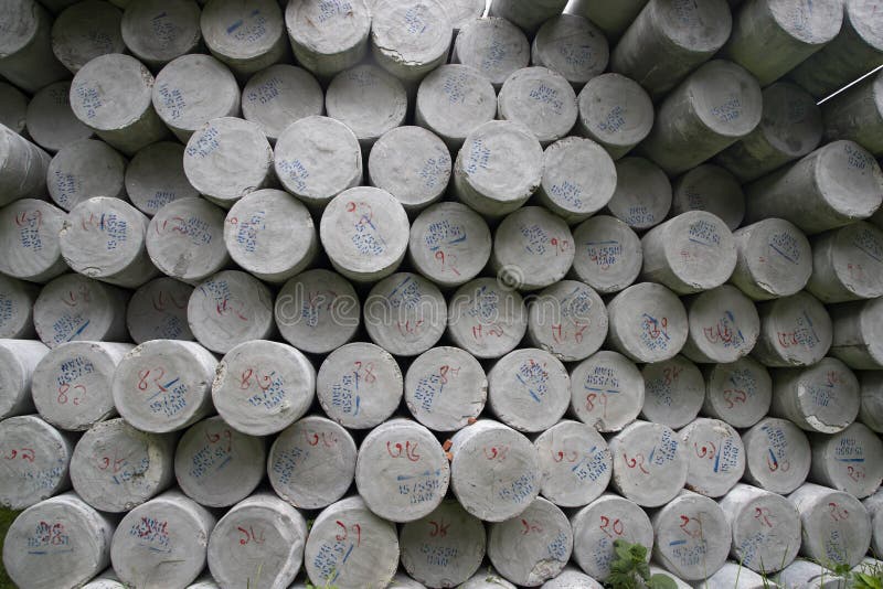 Round Concrete Cylindrical Shape Electric Pole Texture Pattern ...