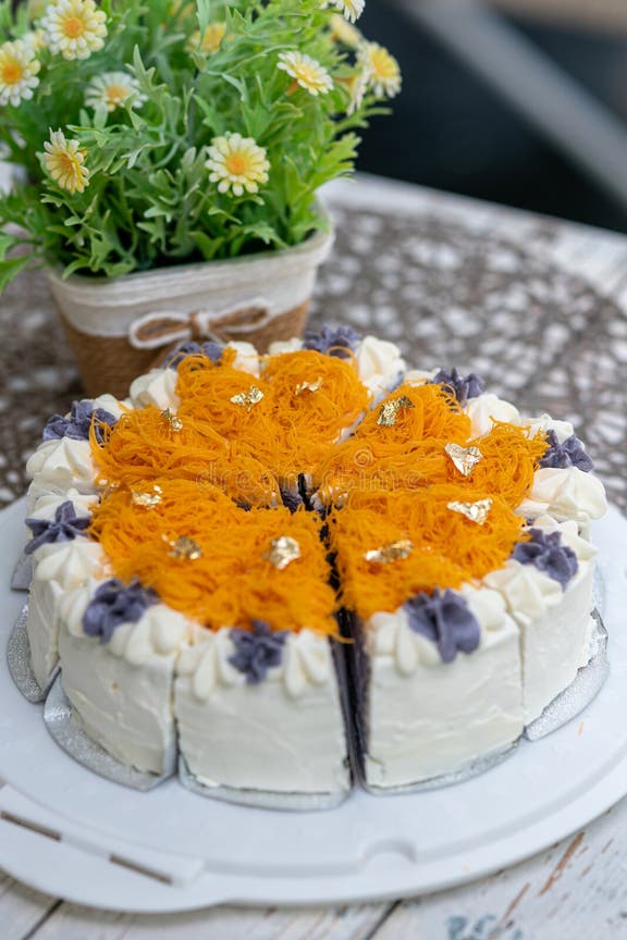 Golden thread taro cake stock image. Image of yolk, gold - 286592419