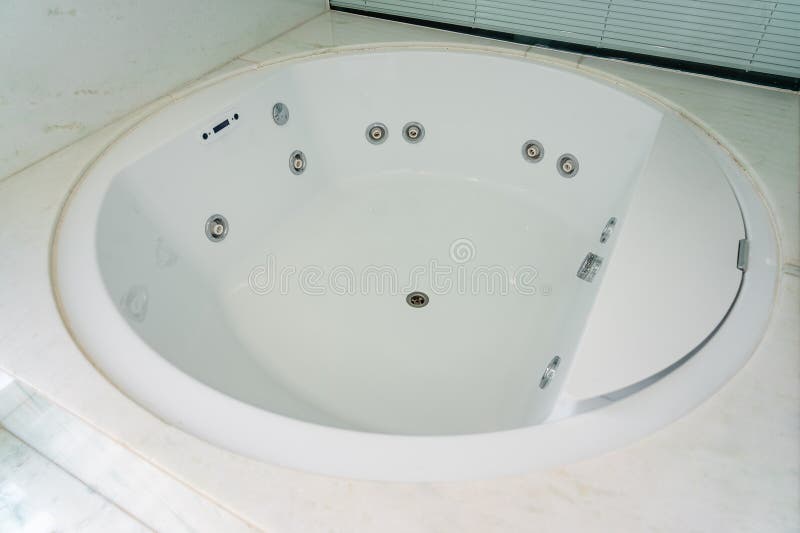 Round Jacuzzi Inside a Room To Enjoy and Relax in the Water. Stock ...