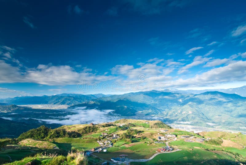 Sunrise in Himalaya Mountains Stock Image - Image of hill, everest ...