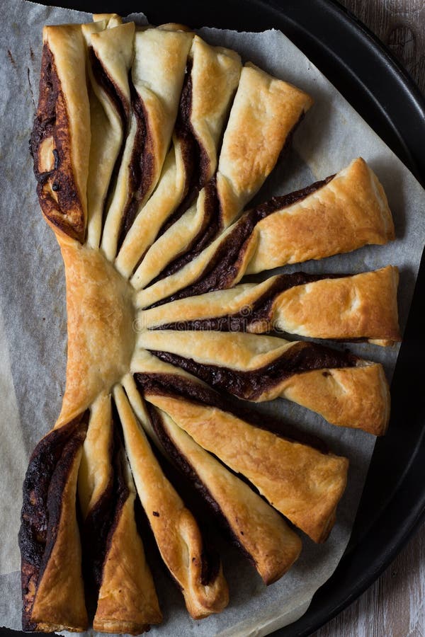 Round Puff Pastry with Chocolate Cream Stock Image - Image of dessert ...