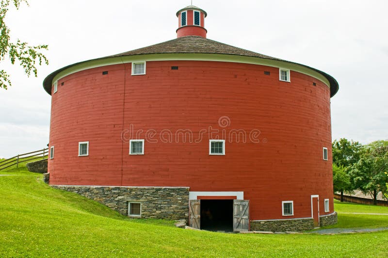 Round red barn stock photo. Image of shelbourne, countryside - 16156904