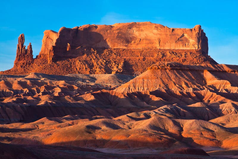 Round Rock stock image. Image of vibrant, cliff, reservation - 24716585
