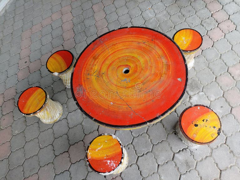 Round table stock image. Image of round, friendship - 162113893