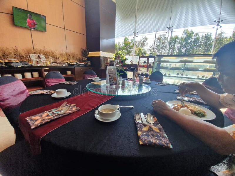 Round Table for Shared Breakfast Editorial Photo - Image of design ...