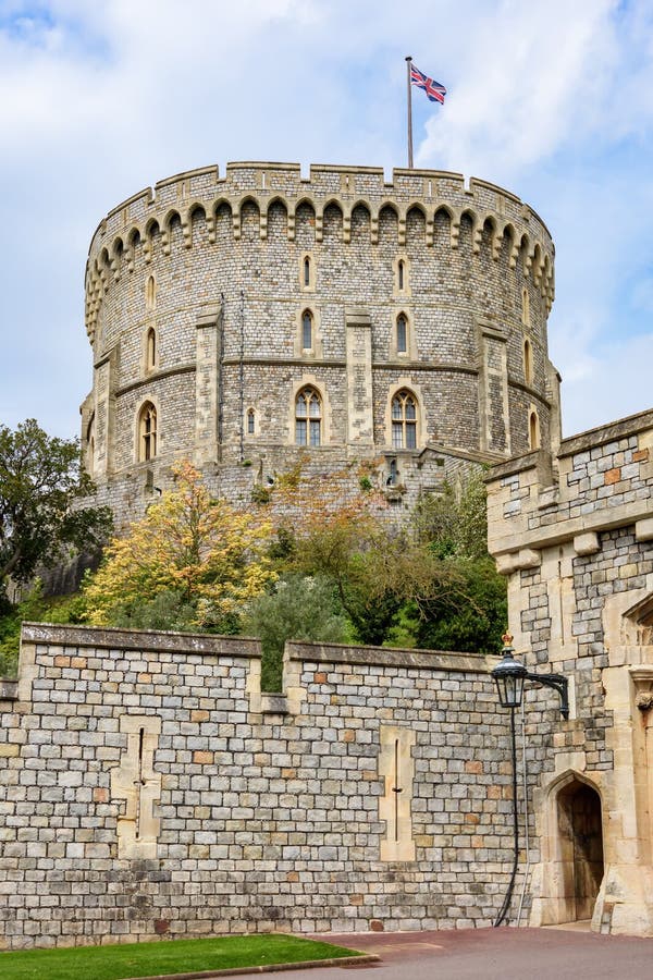 Round Tower of Windsor Castle in Spring, UK Stock Photo - Image of ...