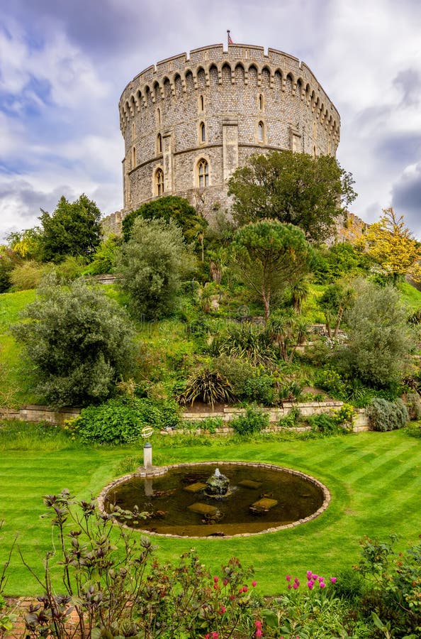 Round Tower of Windsor Castle in Spring, UK Stock Photo - Image of ...