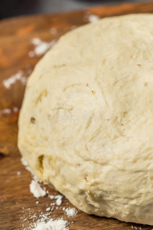 Round White PIzza Dough with Flour Stock Image - Image of making, table ...