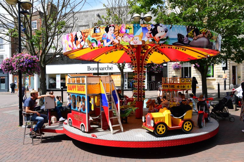 Roundabout in Aylesbury Town Centre Editorial Stock Image - Image of ...