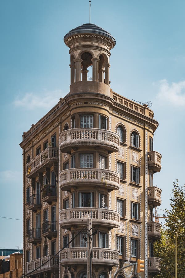 Rounded Corner of a Neoclassical Building Stock Image - Image of ...