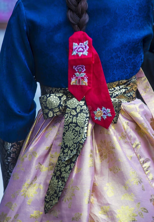 Roupa Tradicional Coreana De Hanbok Foto de Stock Editorial - Imagem de ...