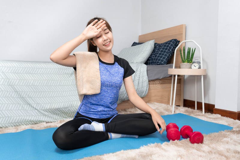 Daily Routine Concept a Young Woman Sitting on the Mat Getting Sweat ...