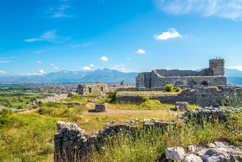 Rovine Del Castello Di Rozafa Immagine Stock - Immagine di religione ...