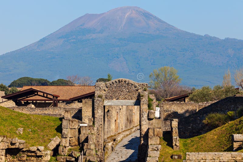 Rovine Di Pompei Senza Turisti Immagine Stock - Immagine di limite ...