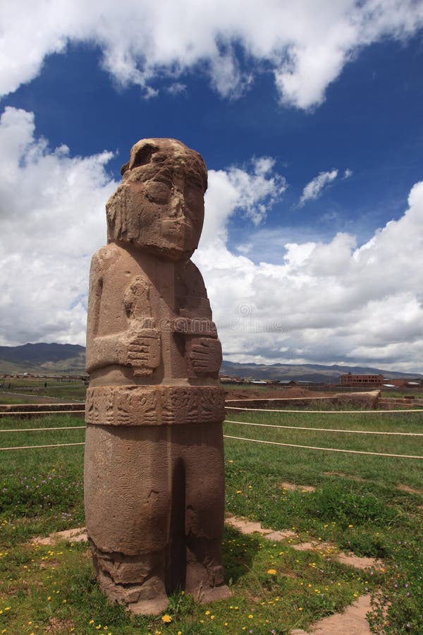 Ponce Stela Monument - Tiwanaku - La Bolivia Fotografia Stock ...