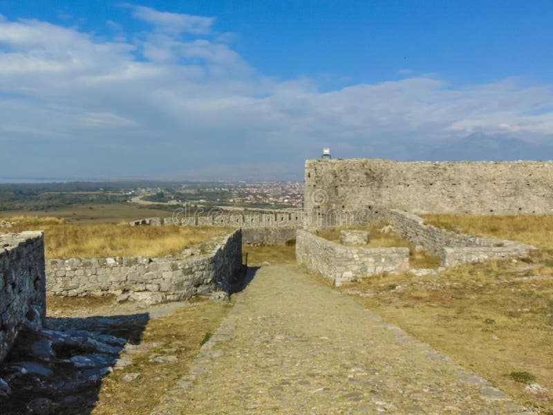 Castello Di Rozafa Foto Stock - Download 181 Royalty Free Photos