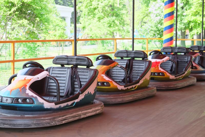 Row of Cars on Amusement Ride Stock Image - Image of race, theme: 41517571