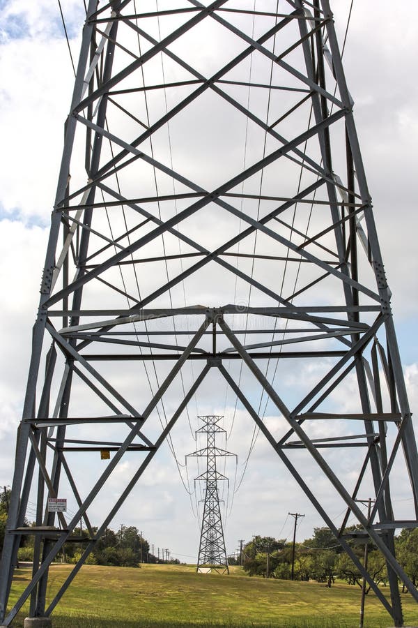 Row of Electrical Transmission Towers in Texas Stock Image - Image of ...