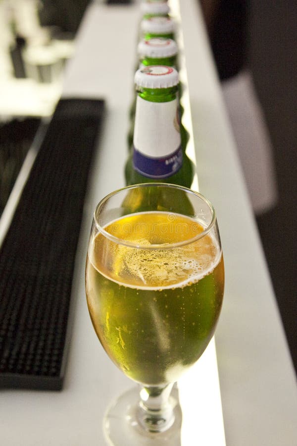 24+ Row beers bottles Free Stock Photos - StockFreeImages